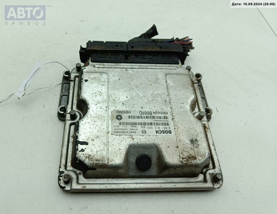 Блок управления двигателем (ДВС) Chrysler Voyager (2001-2007)