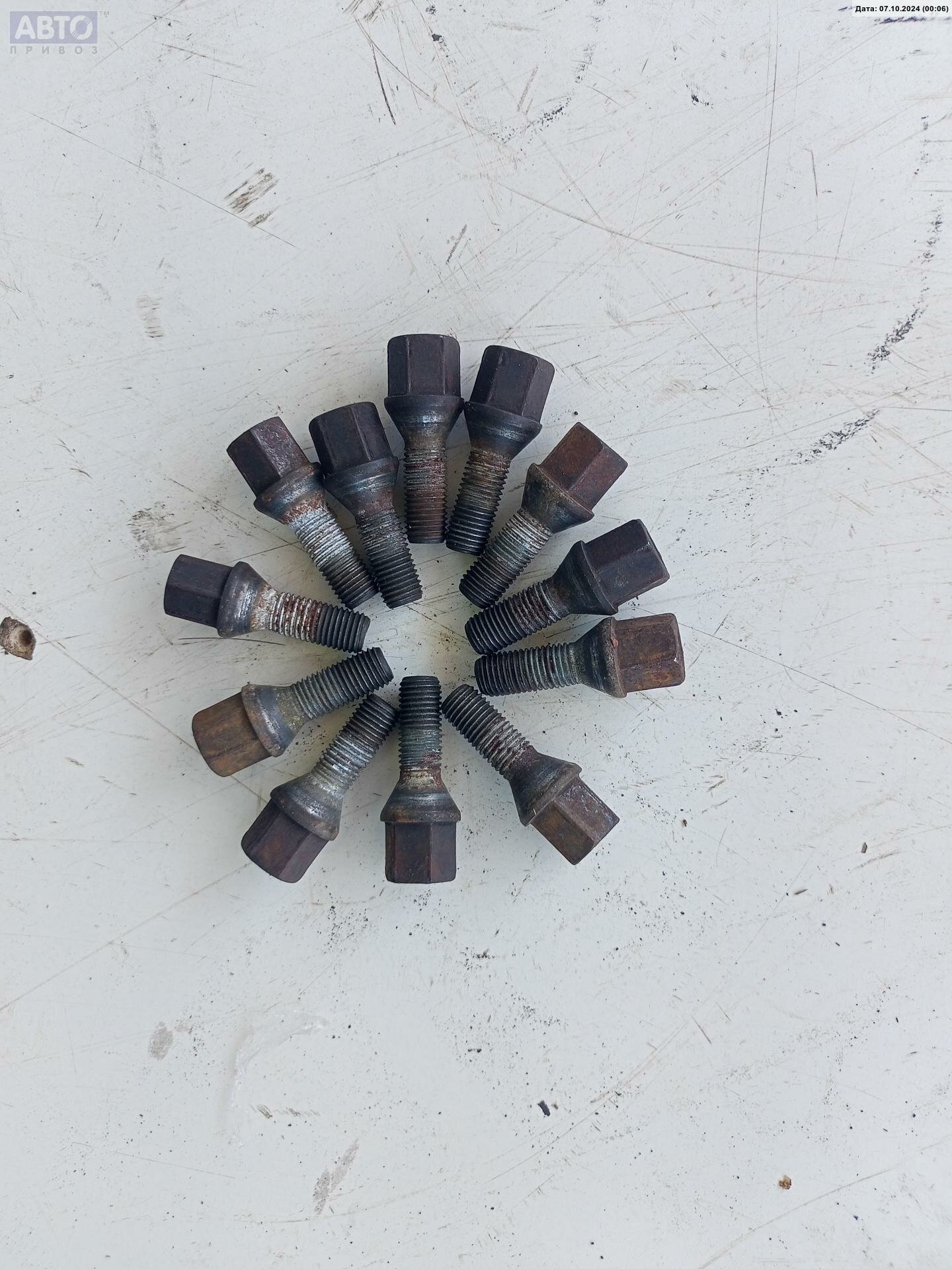 Болт колесный (гайка колесная) BMW 5 E39 (1995-2003)