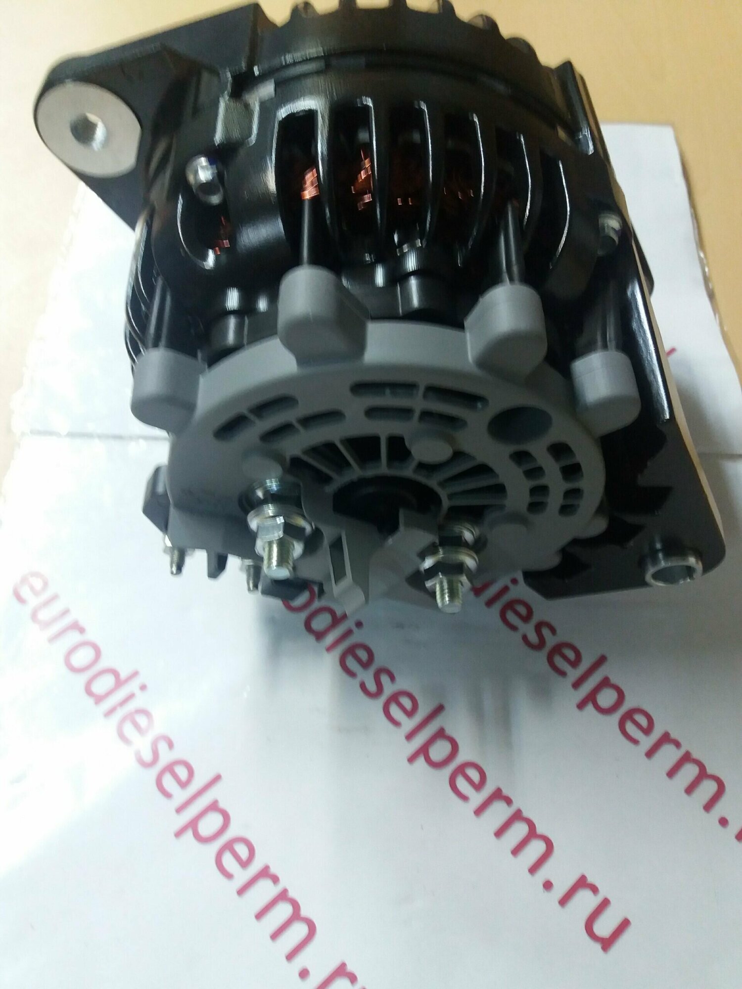 Генератор 28В/110А Cummins 6ISLe Е4