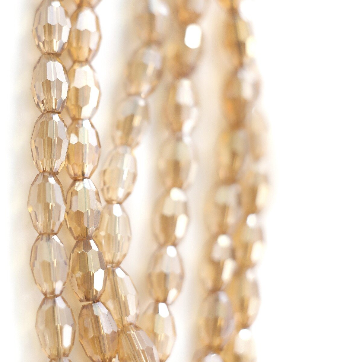 Бусины стеклянные овальные 90 шт, граненые 6х4 мм, цвет бежевый перламутровый