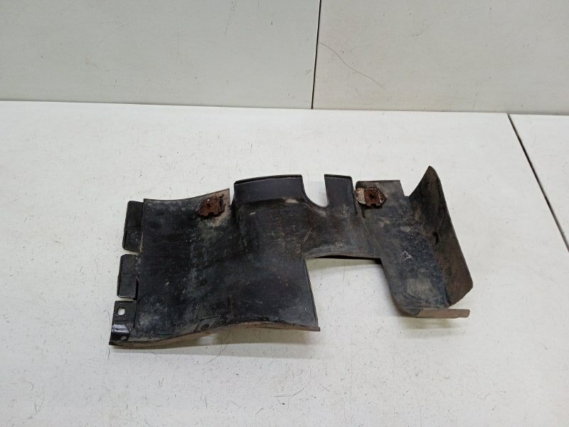 Б/У Лада Приора Пыльник двигателя Лада Приора 2008 217030 Прав. 154031 LADA арт. 21108403622