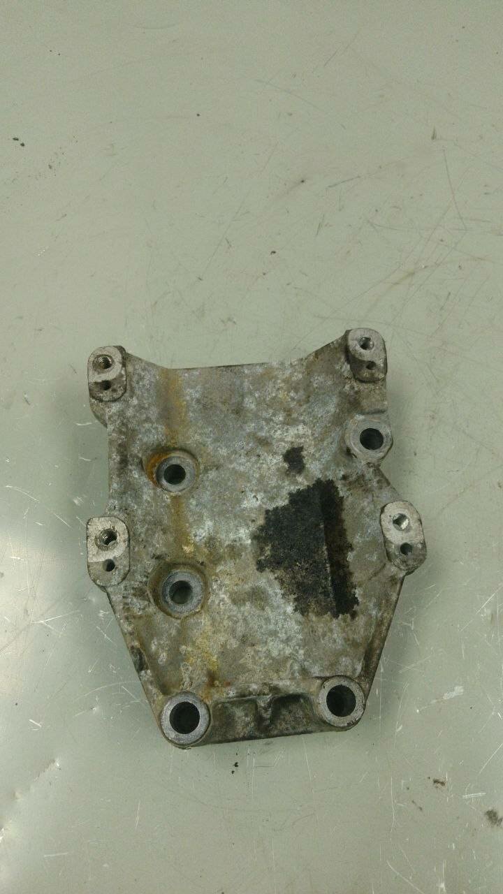 Кронштейн компрессора кондиционера Alfa Romeo 147 (2000 - 2004) 60630739