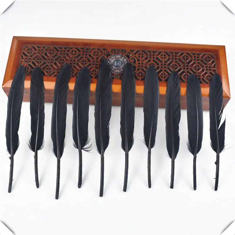 Окрашенные утиные перья для рукоделия WHxmsh 10-15 см Черный, 100pcs, Black