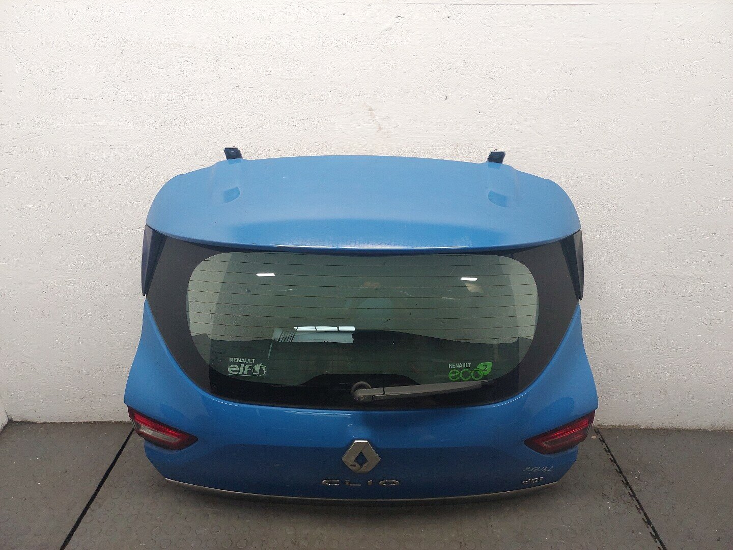 Крышка (дверь) багажника Renault Clio Б/У