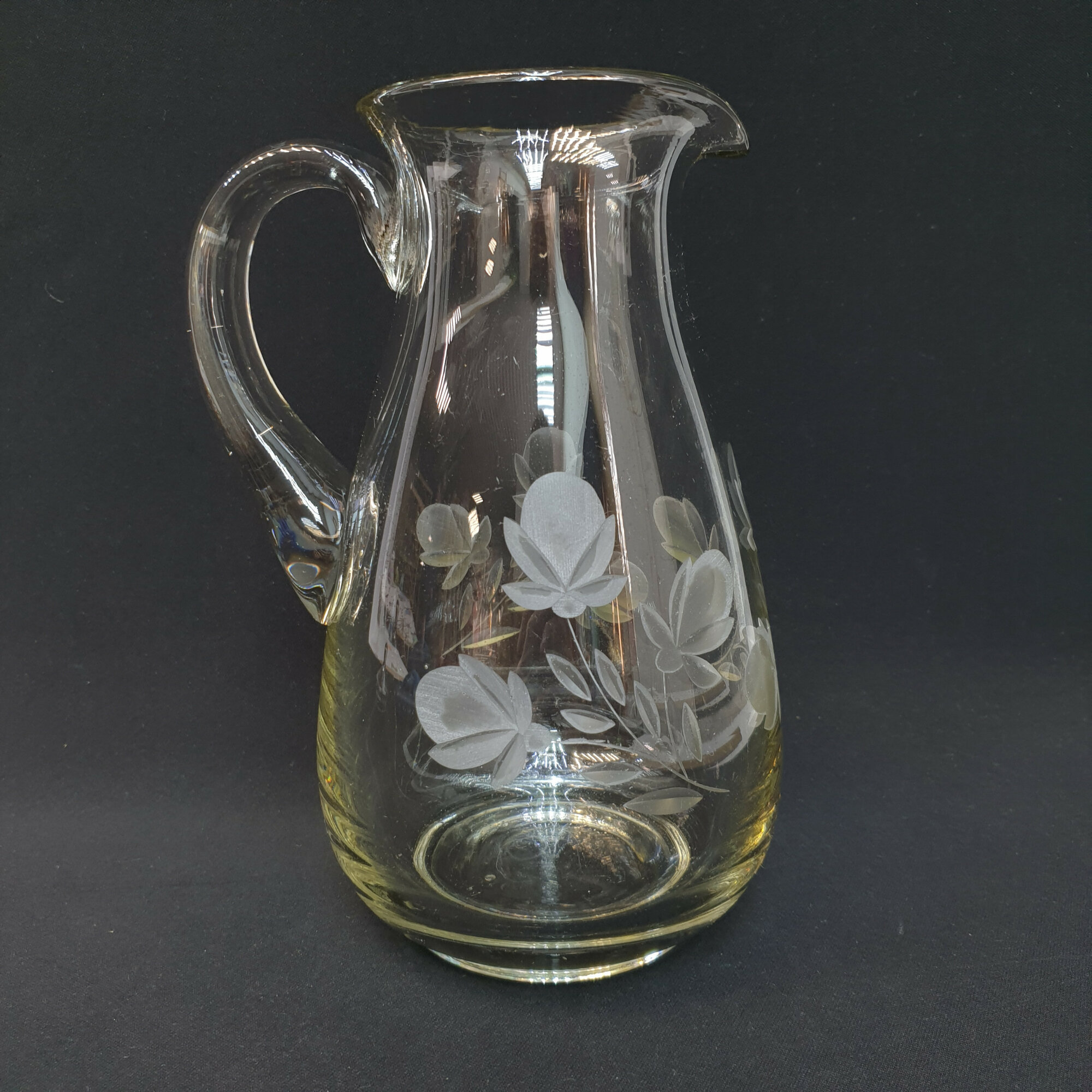 Винтажный кувшин 22 см стекло резьба 2 л СССР