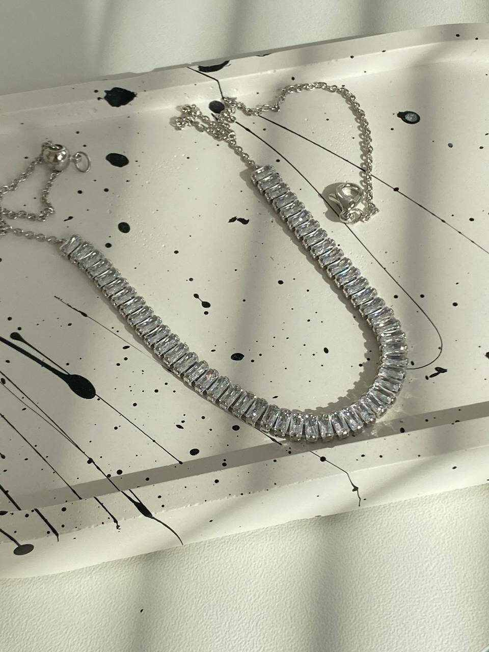 Колье, циркон