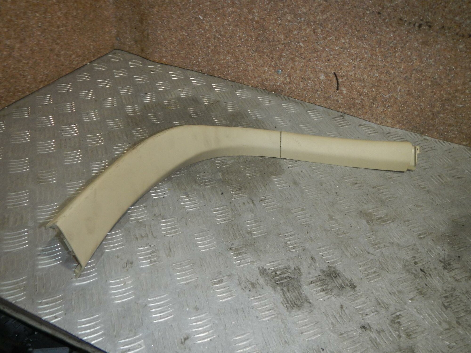 Б/У Обшивка двери багажника, Honda (Хонда)-STEPWGN (04-09) HONDA STEPWGN (04-09) правая царапины. 485094 HONDA арт. 84433SLJ