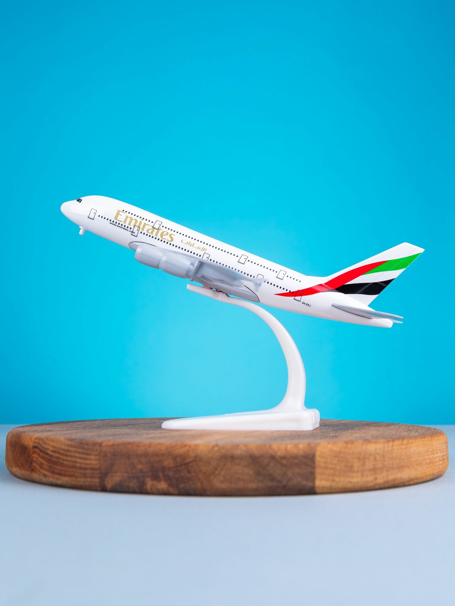 Металлическая модель самолета Fly Emirates 20 см