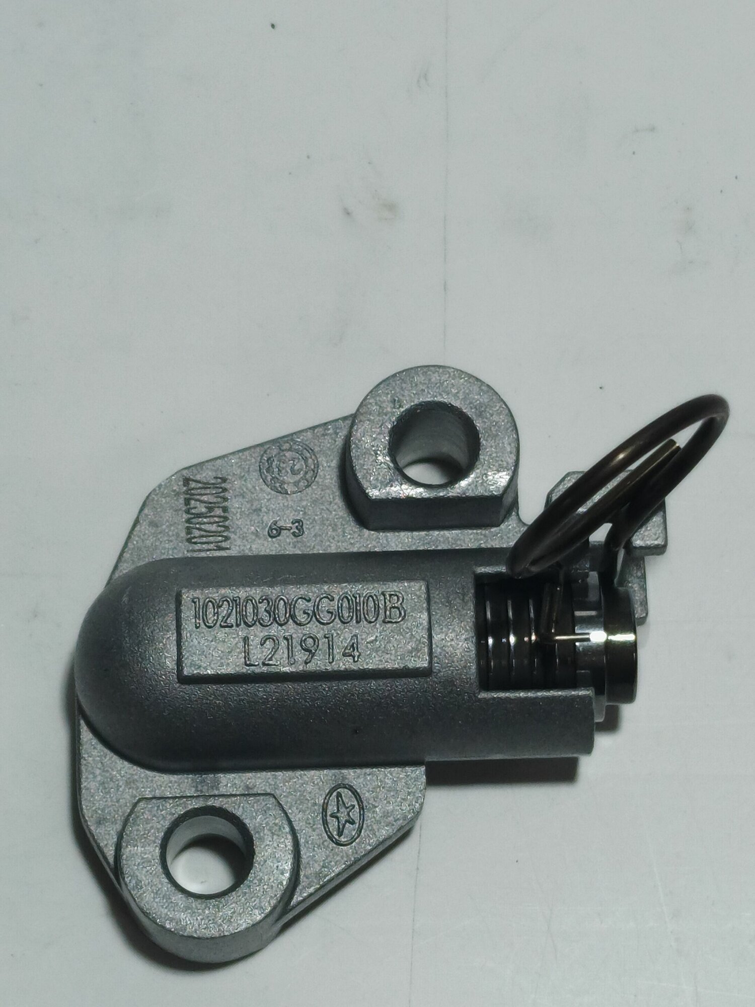 Натяжитель цепи ГРМ JAC J7 [1.5 16V 6MT лифтбэк Turbo] 1021030GG010XA