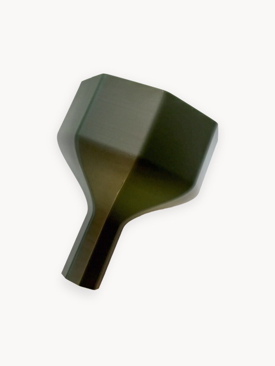 Большая зеленая воронка для воды, браги и сыпучих продуктов "ОКТА" - для 19/20-и литровых бутылей с горлом 40мм, D16см