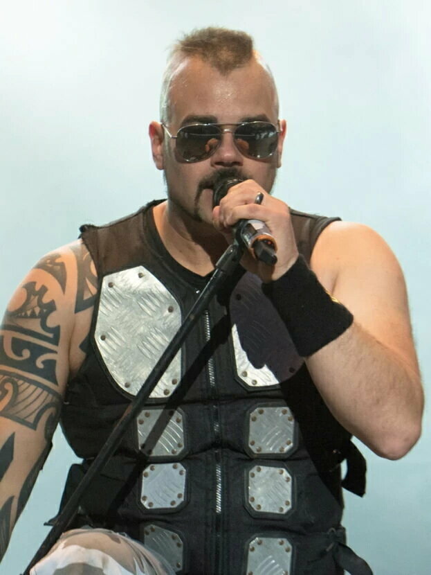 Плакат, постер Sabaton-Joakim Broden, Сабатон-Йоаким Броден на холсте, размер 30х42см