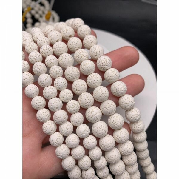 Каменные бусины, вулканическая лава люкс, пористая тонированная, белая, шарик гладкий, 8 мм, длина нити 38 см, около 47 бусин
