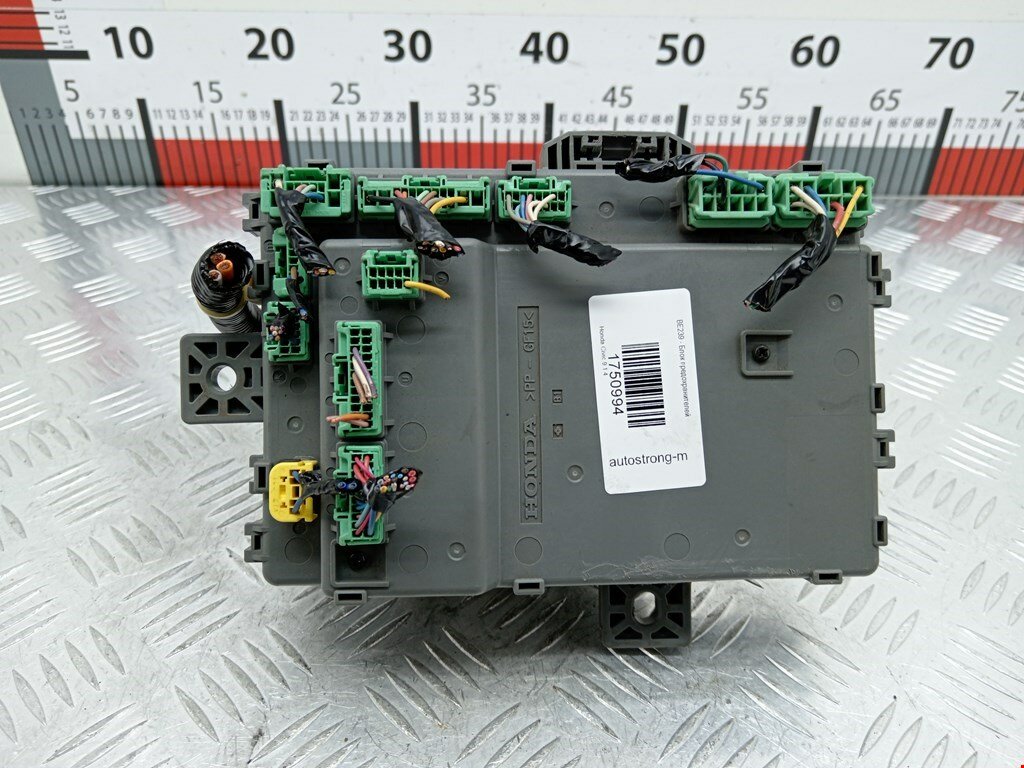 Блок предохранителей Honda Civic 9 арт. 1750994