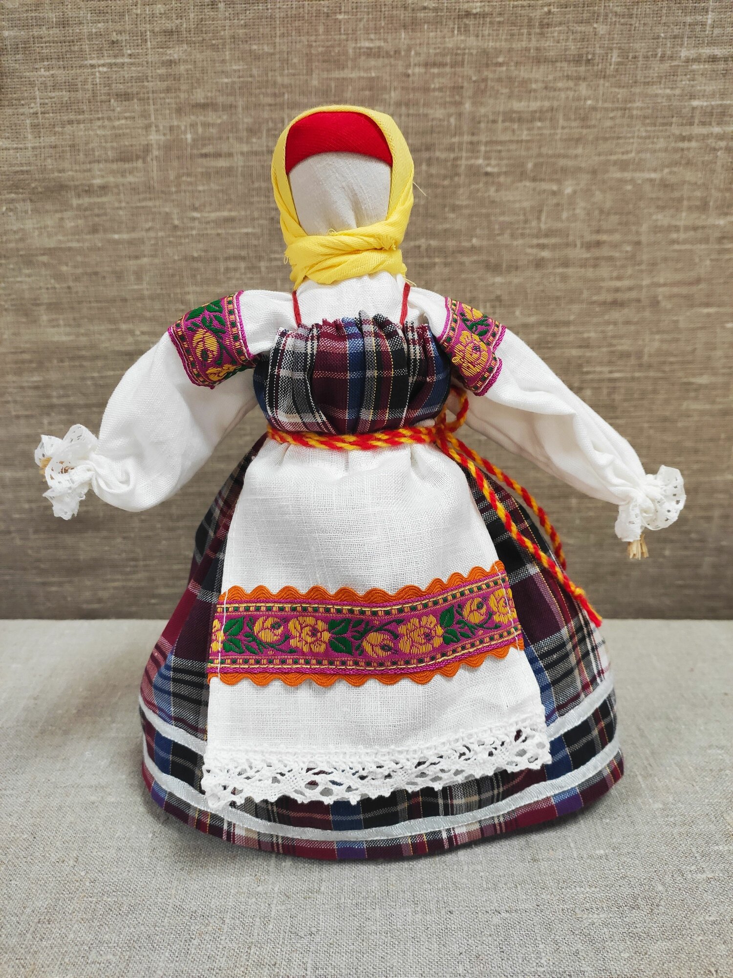 Кукла сувенирная тряпичная