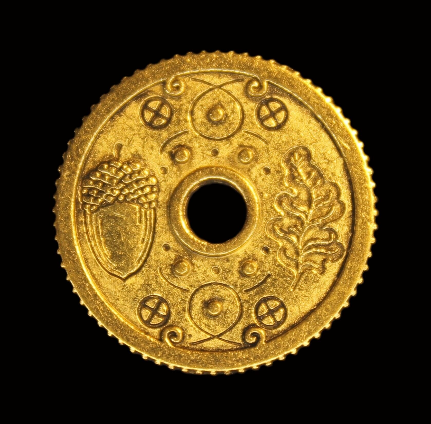 Сувенирная монета Монеты удачи "Кверкус" цвет золото