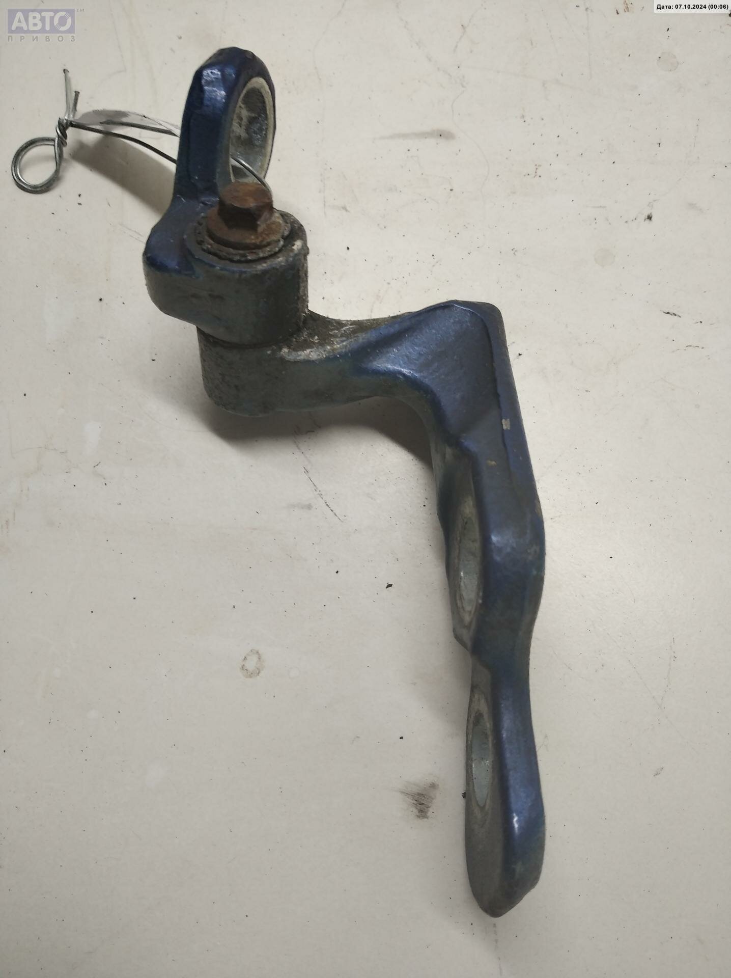 Петля двери передней правой Ford Focus 2 (2004-2010)