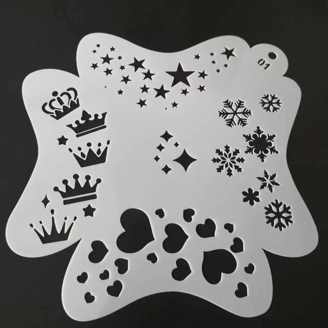 Многоразовые трафареты для body art 17*17 см LG1701