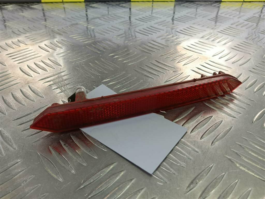 Катафот задний Б/У для HONDA Civic VIII (2005—2009) 33555SMGE01