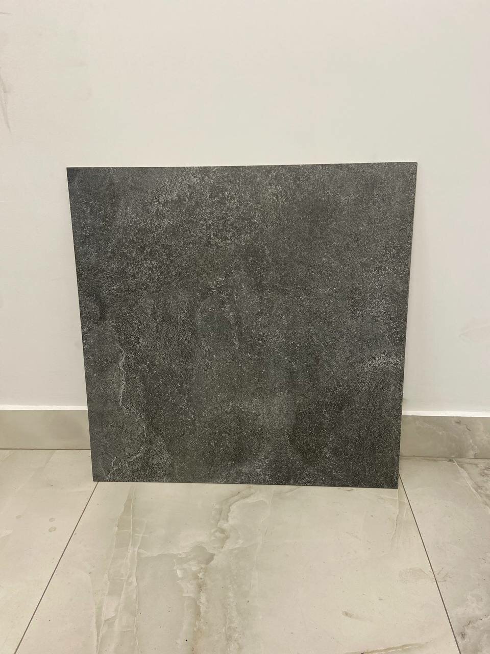 Керамический гранит Basalto Black, 600х600 мм, производство Иран, 1 шт - 1 упаковка