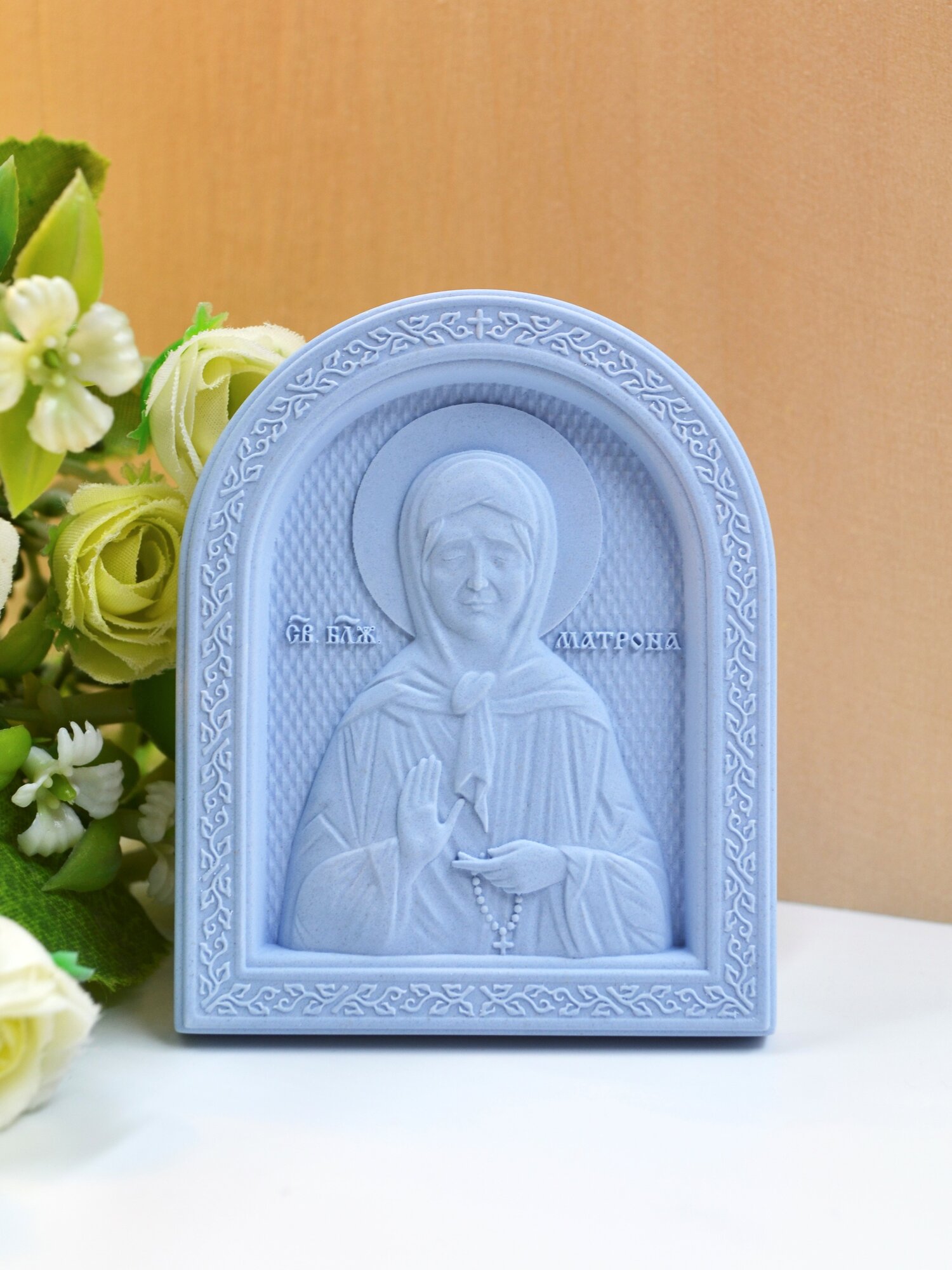 Икона Матрона Московская из гипса, цвет голубой, размер 5.5х7 см