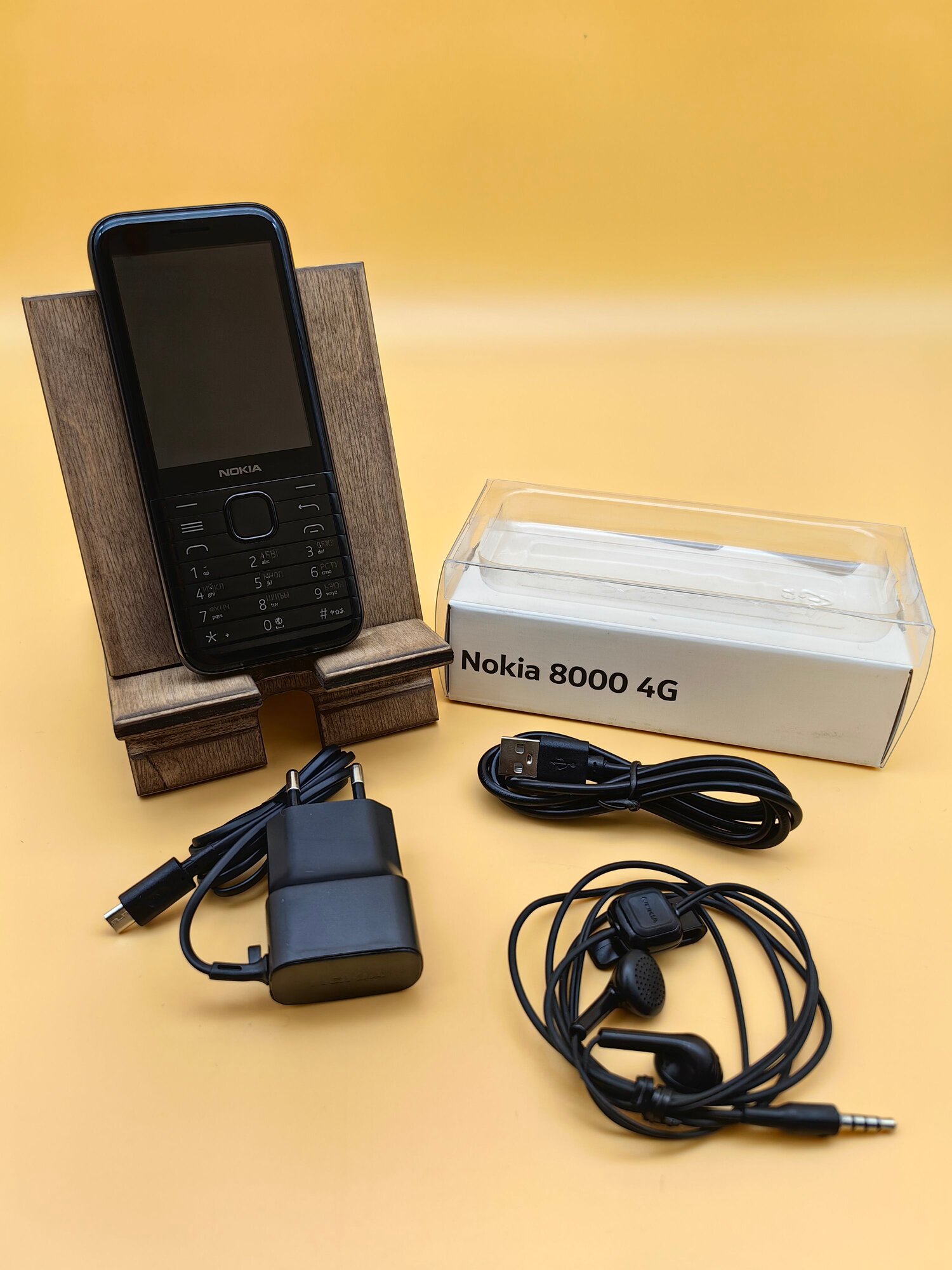 Мобильный раритетный кнопочный телефон Nokia 8000 4G, Черный