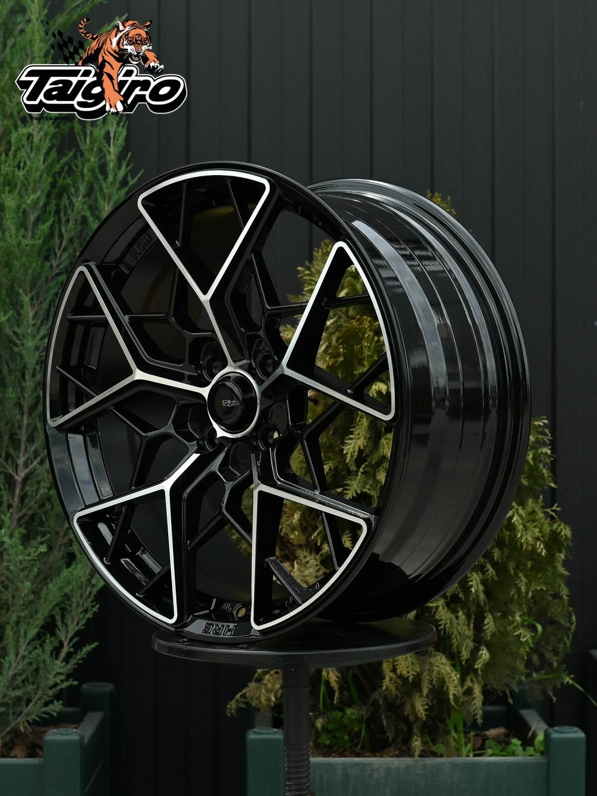 Taigiro Топ дизайн Колесный диск Литой 17х7.5 PCD4*100 ET42 D73.1 Черный ФЗ