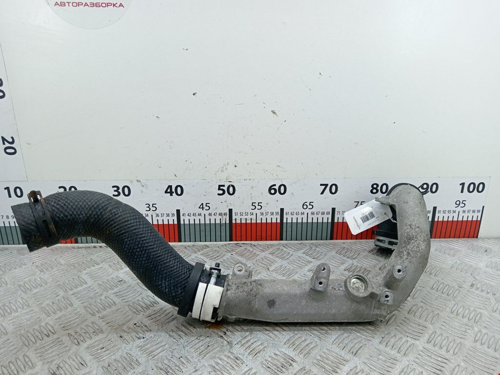 Патрубок турбины Mazda Premacy арт. 2201041