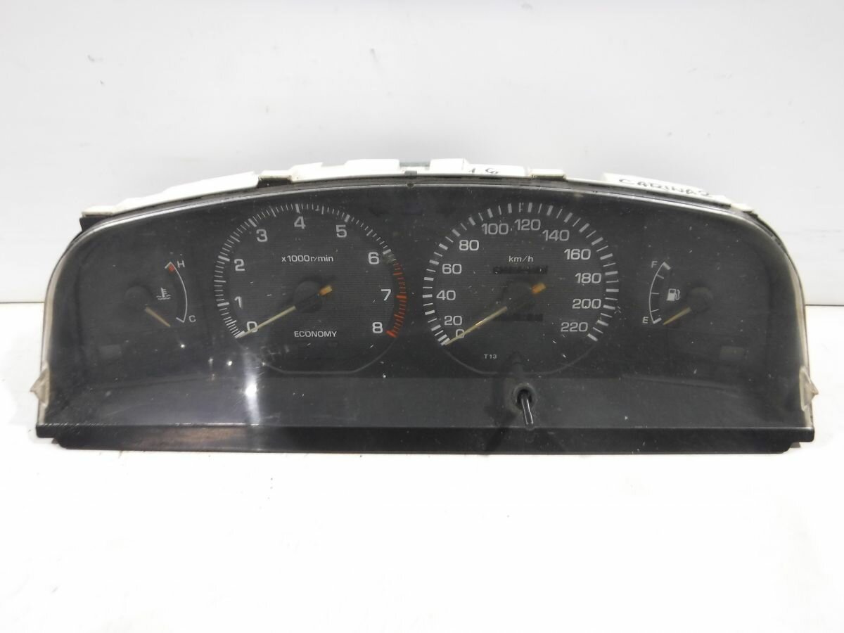 Панель приборов Toyota Carina T170 (1987—1993) 831322B440