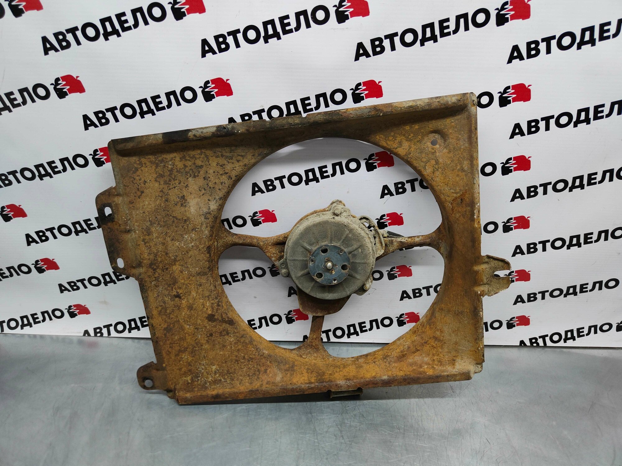 Диффузор вентилятора Mitsubishi Libero CD5W 1998 г