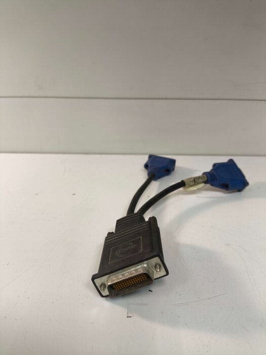 Разветвитель DMS-60 DVI to 2xVGA Y-Splitter Cable 887-6674-00