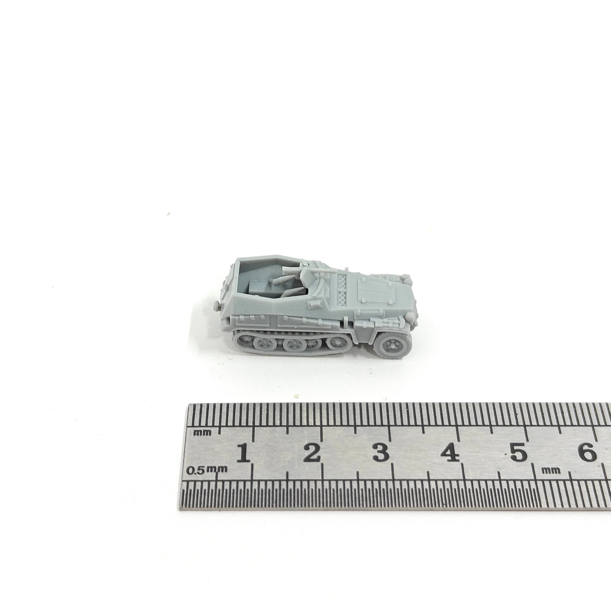 Модель Sd.Kfz. 250/1 Tusk Model 1/144 — фото 1