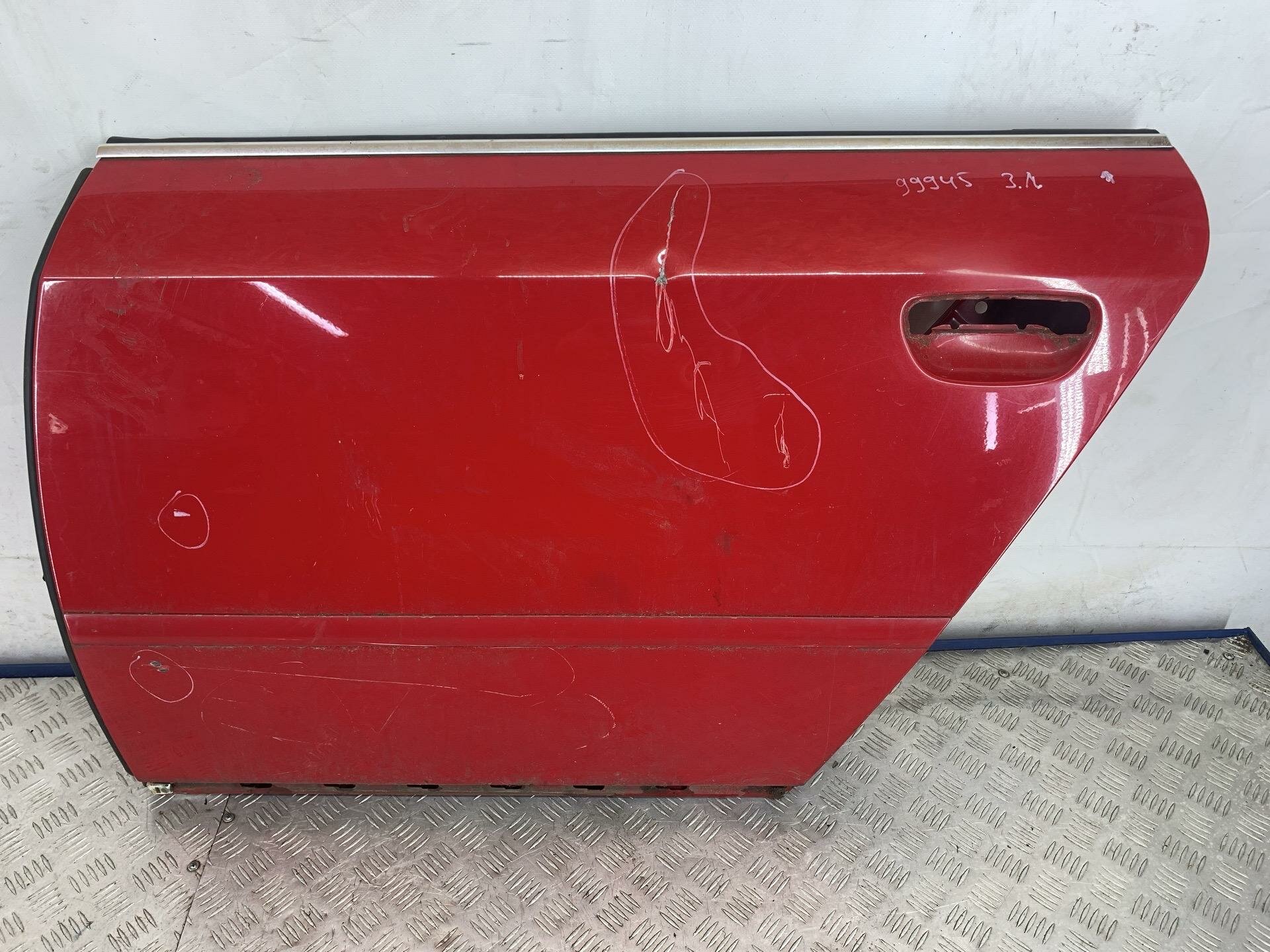 Дверь задняя левая Audi A6 C5 1999