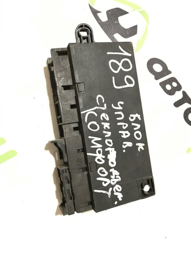 Блок управления стеклоподъемниками MERCEDES C w202 2028201026