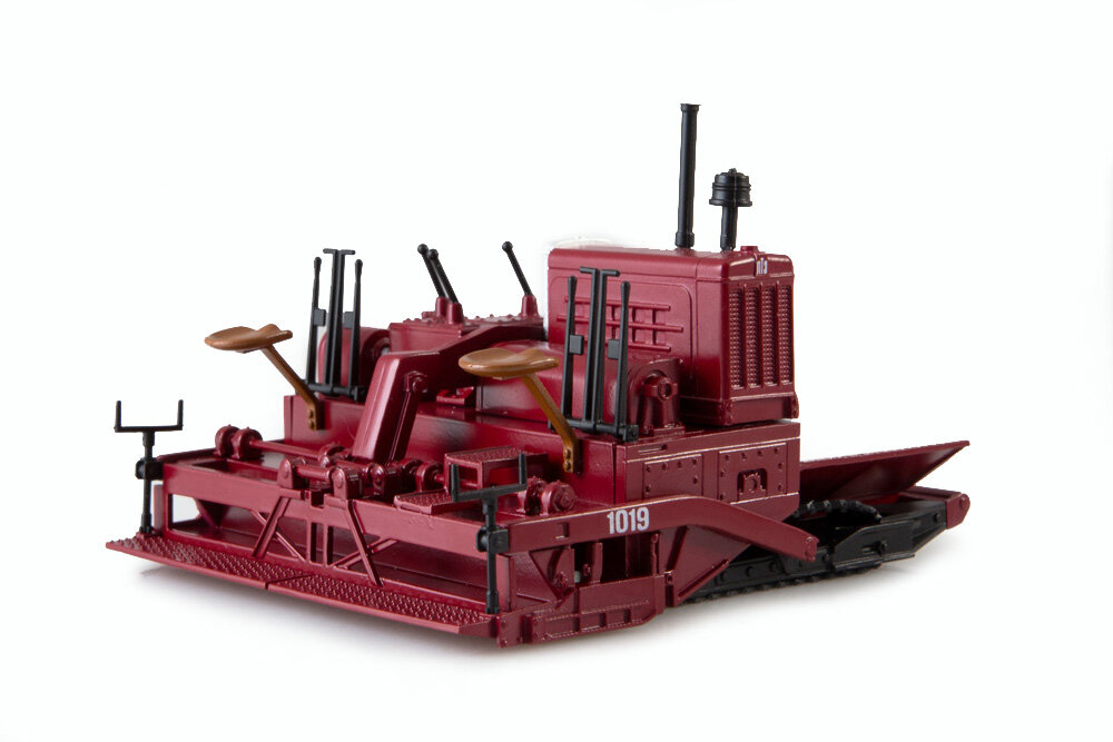 Модель коллекционная MODELPRO Асфальтоукладчик Д-150Б