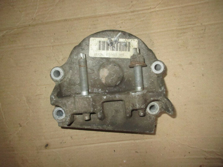 Кронштейн опоры двигателя правой 1S4E6A060AA Форд Фокус 1 Split PORT 8V 2 литра