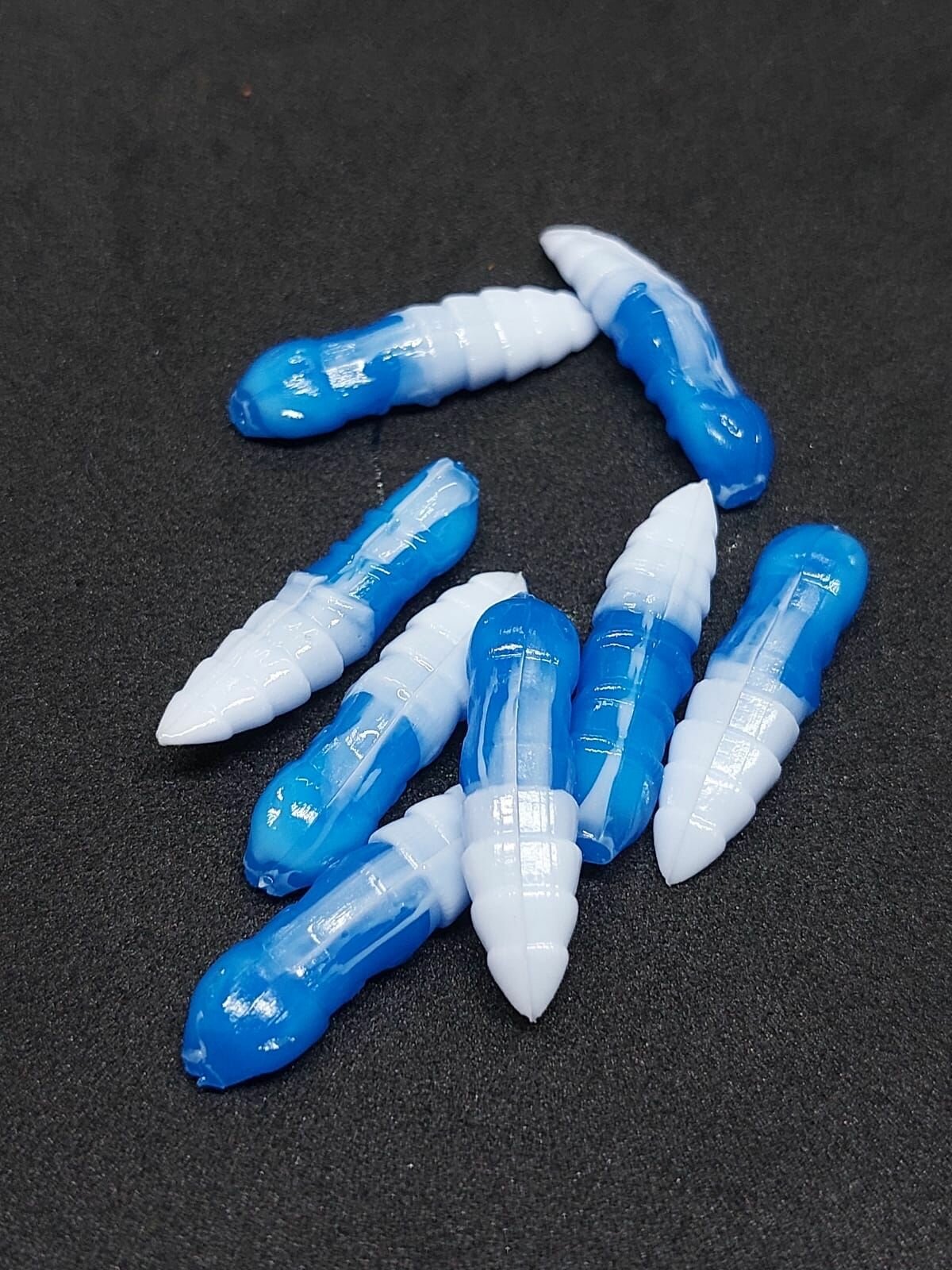Силиконовые приманки. Съедобные. PUPA. Цвет Белый-синий