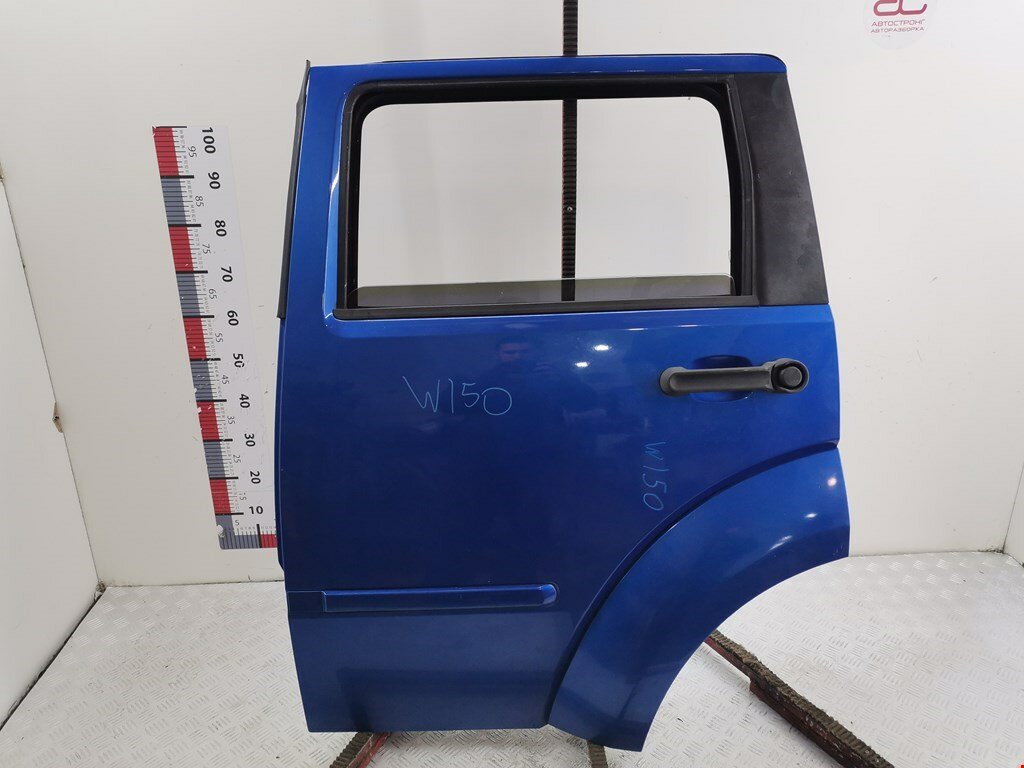 Дверь задняя левая Dodge Nitro 55360898AD арт. 1744785