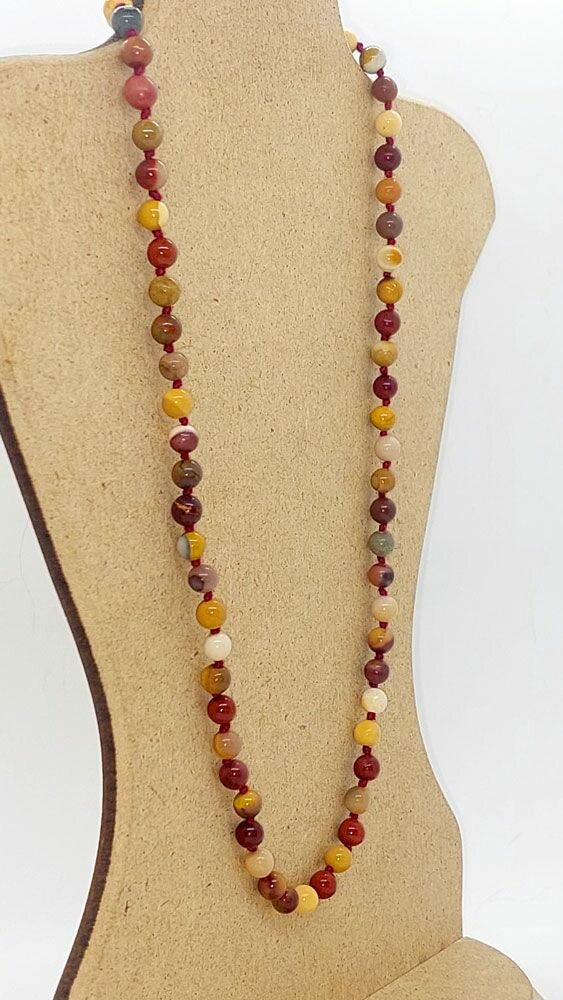 Колье, яшма