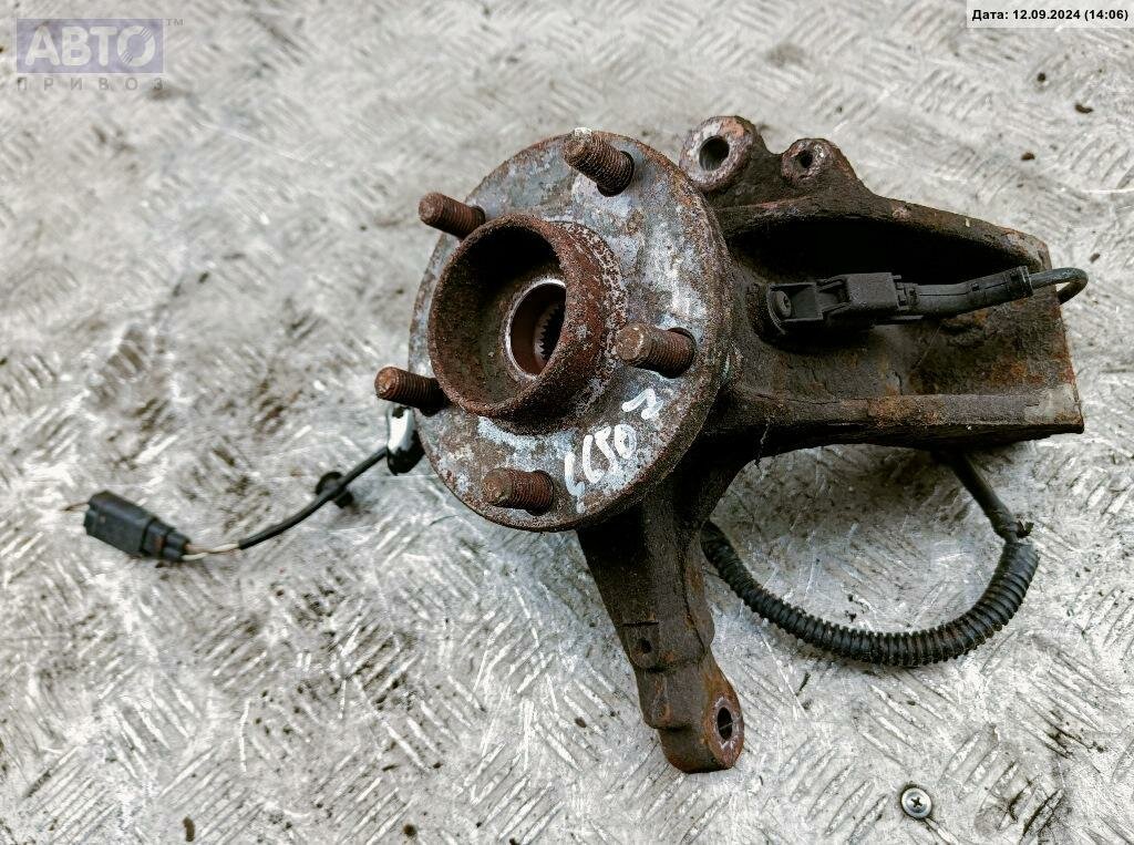 Ступица передняя левая Ford Focus 2 (2004-2010)