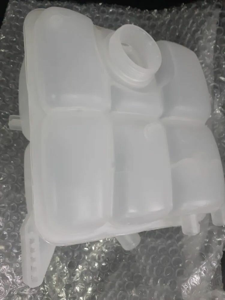 Расширительный бачок Форд Фокус 3 Ford Focus 3 бачок