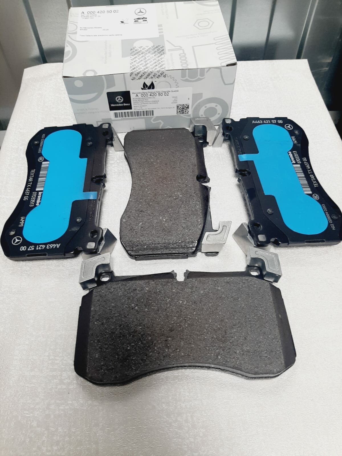 Колодки тормозные передние для MERCEDES, A0004205002