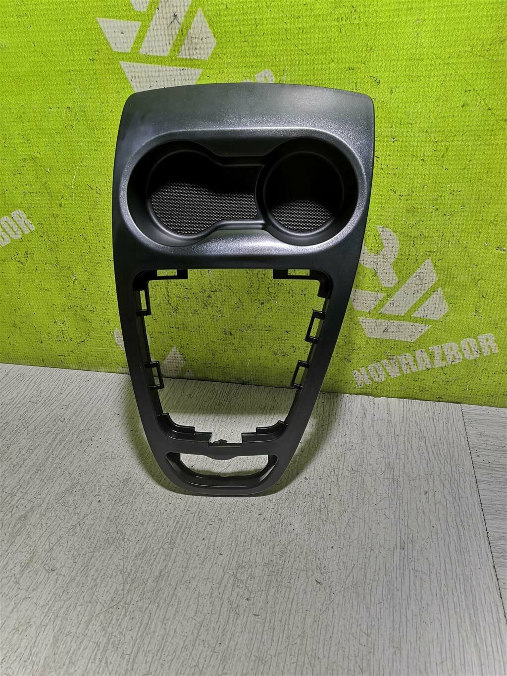 Накладка декоративная LADA VESTA 15-19