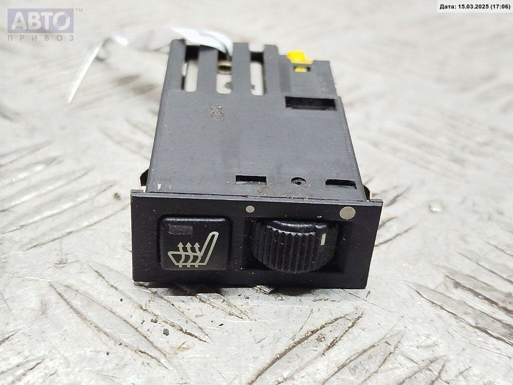 Кнопка обогрева сидений BMW 5 E39 (1995-2003)