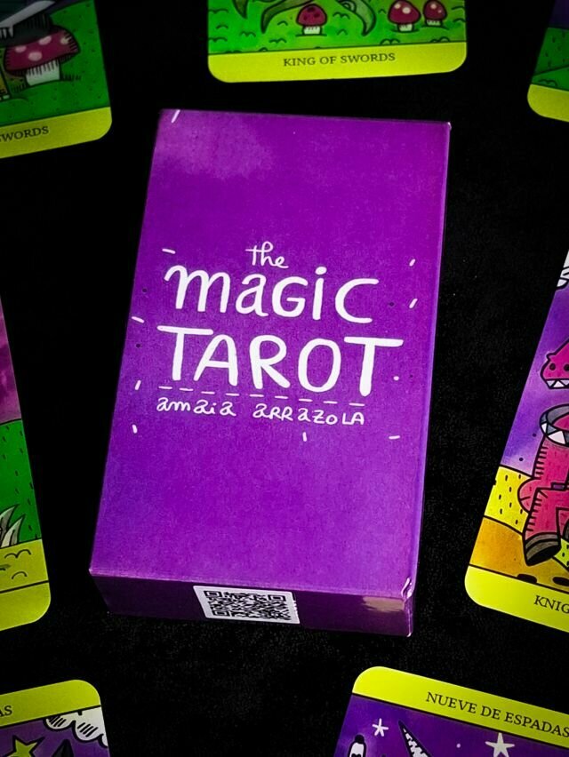 Магическое Таро (The Magic Tarot) с инструкцией PDF