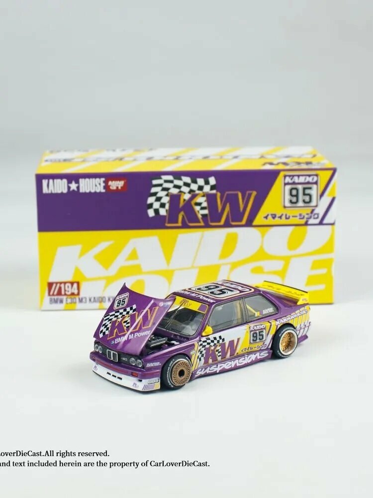 Машинка Kaido House MINIGT 1/64 KHMG194 BMW M3 Kaido KW V1 Die-cast Alloy Car Model Collection Display Gift