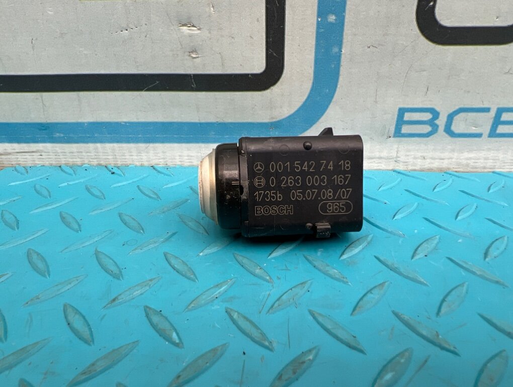 Датчик парктроника Mercedes-Benz CLS-Class 2005 W219 113.967 5.0 OEM A0015427418