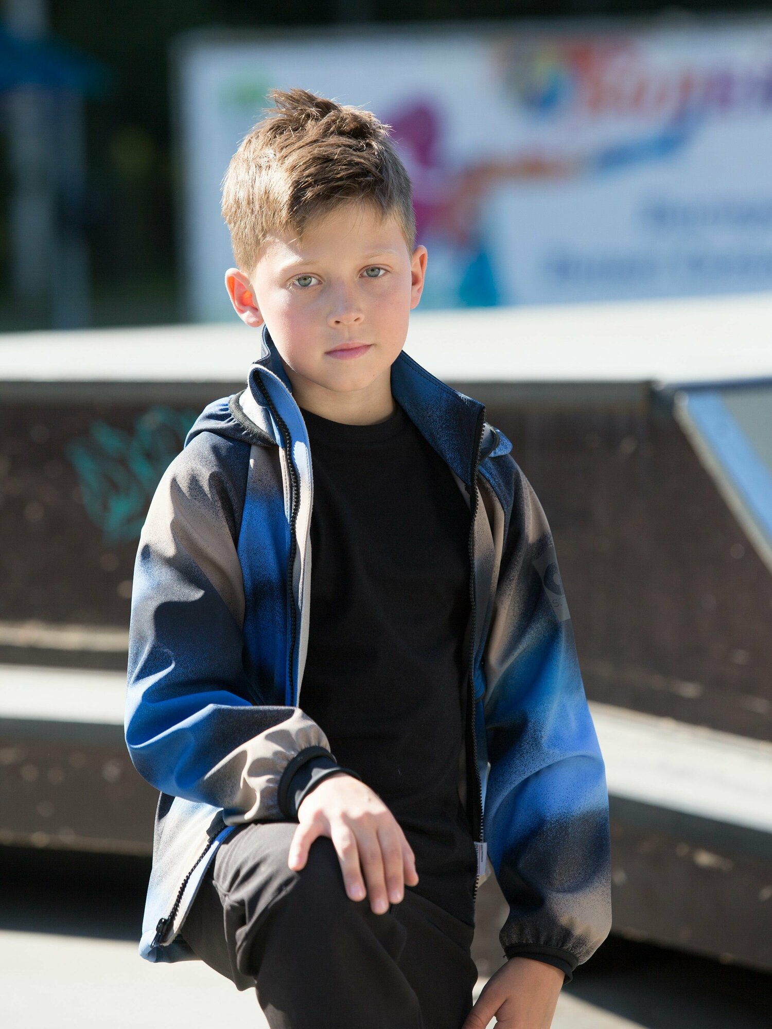 Ветровка Аутло