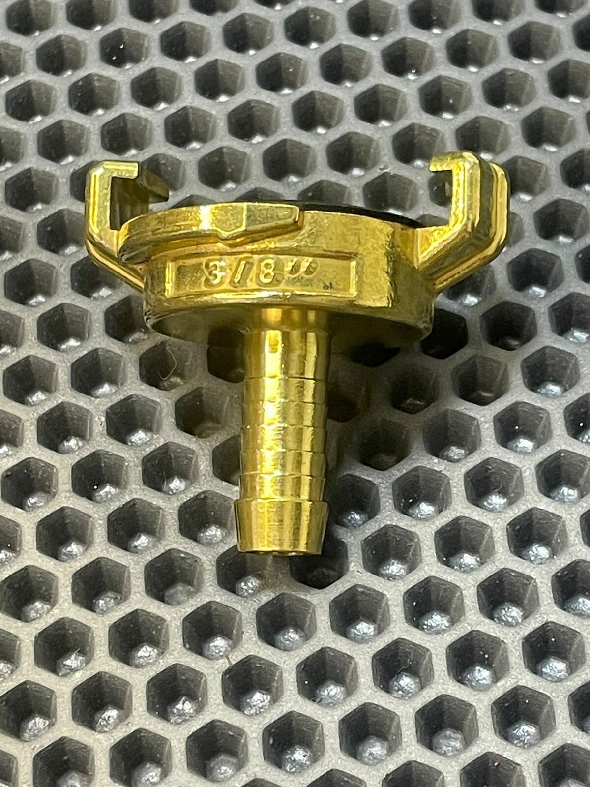 Быстросъемное соединение Geka 3/8 для шланга