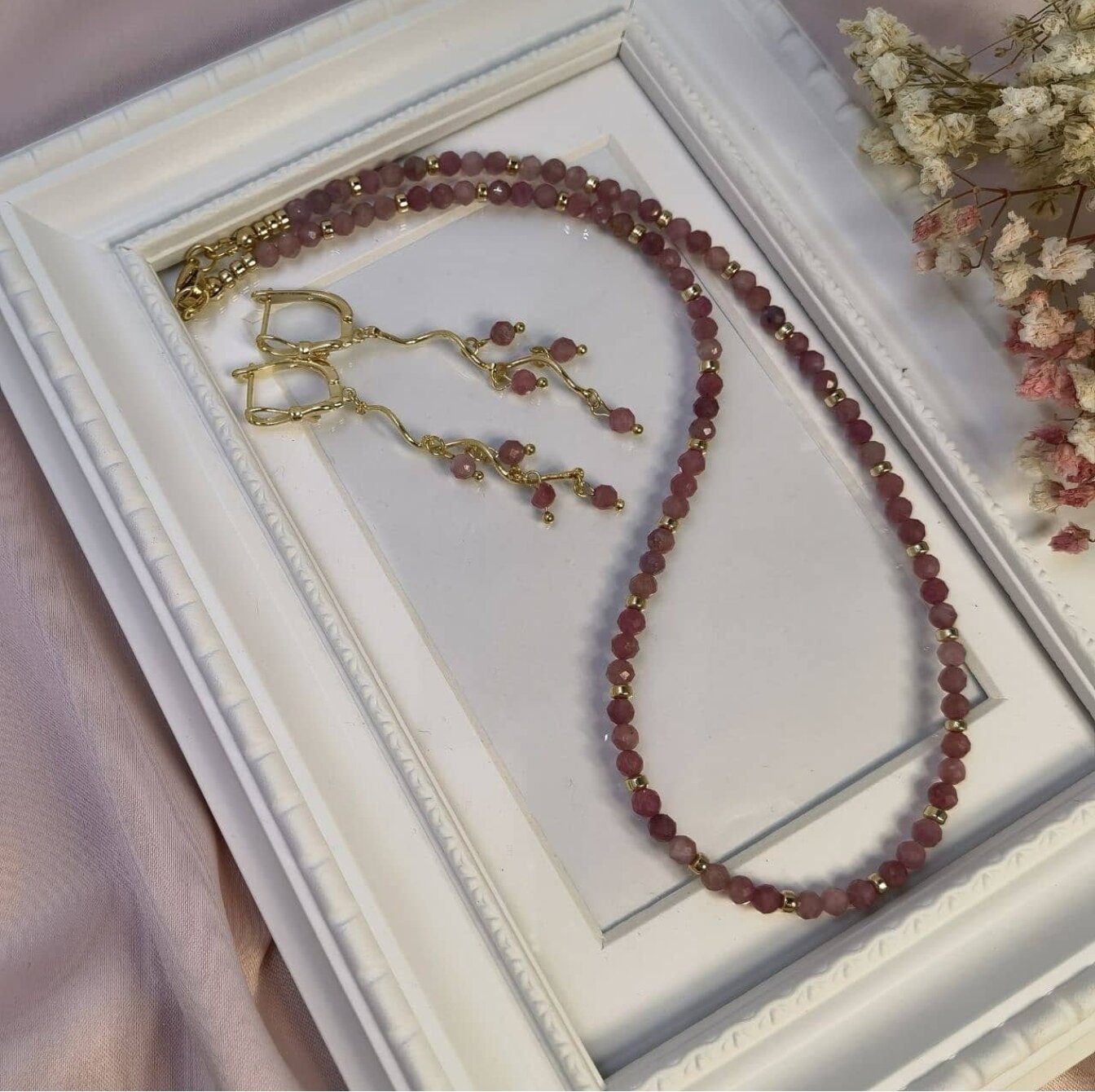 Комплект бижутерии: серьги, колье, турмалин