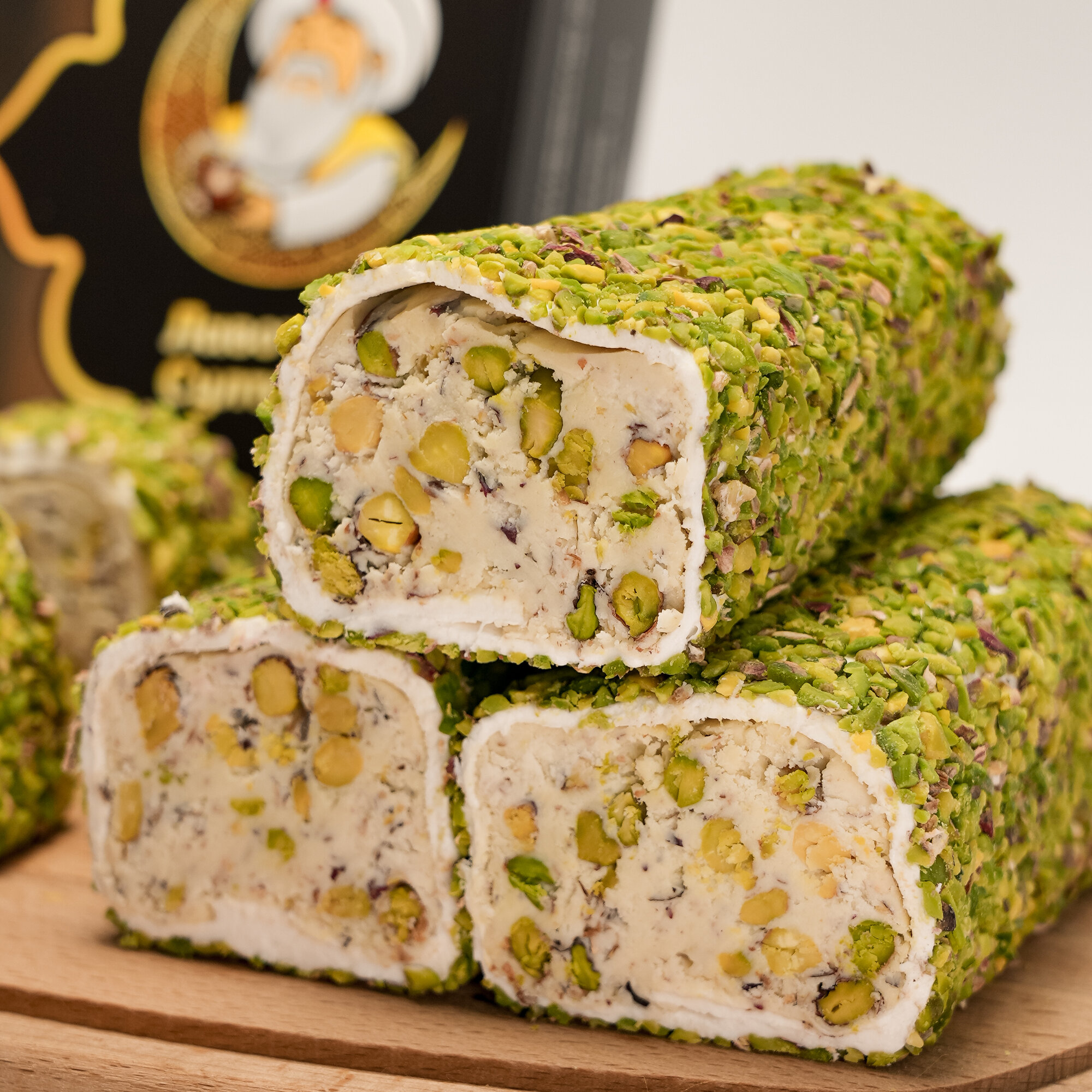 Лукум с кремом каймак и фисташками 500 гр. Турция
